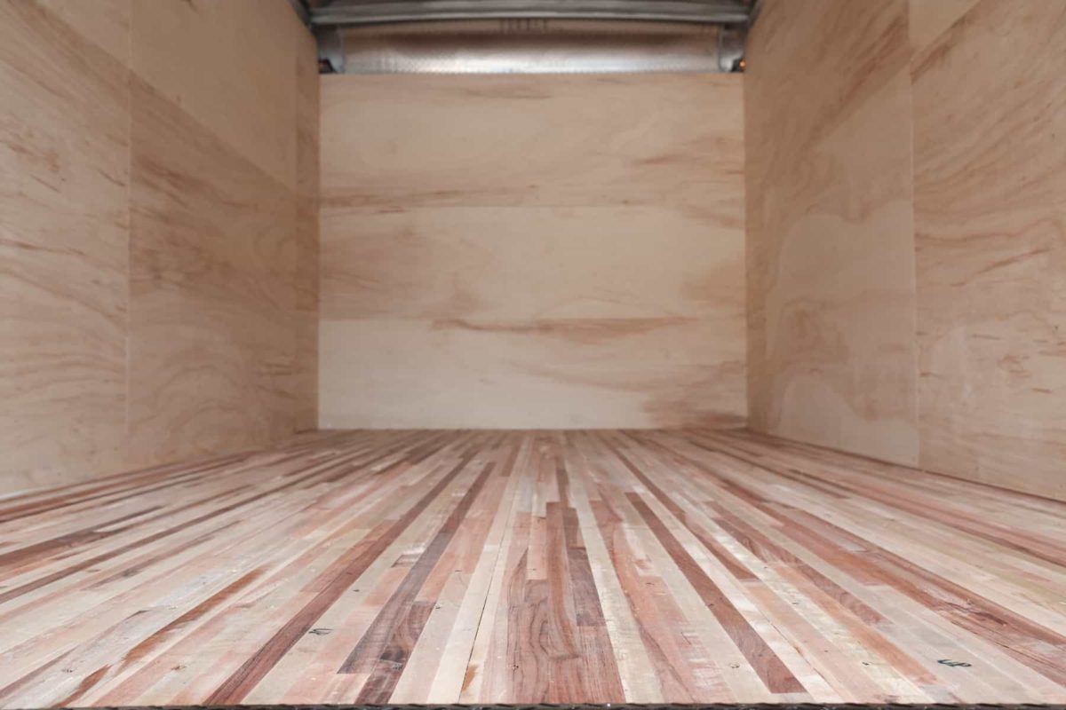 Dry Freight - Cutaway Van (16ft - FRP) - Complete Truck Bodies