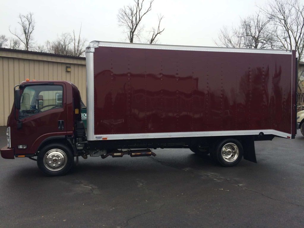 VanScaper/Enclosed Dovetail – FRP (18'+2') - Complete Truck Bodies