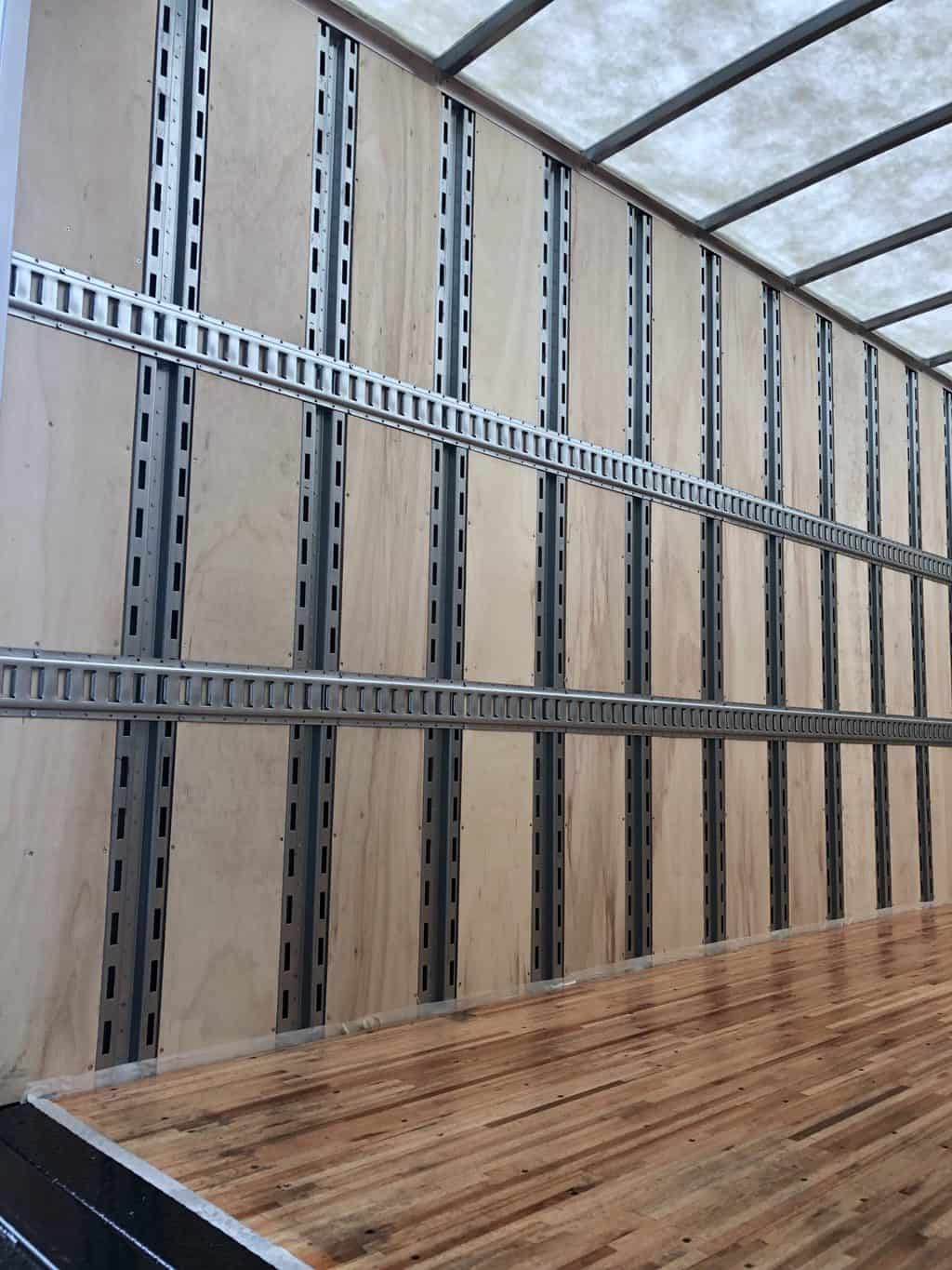 Double slotted logistic posts on 16" centers | Complete Truck Bodies