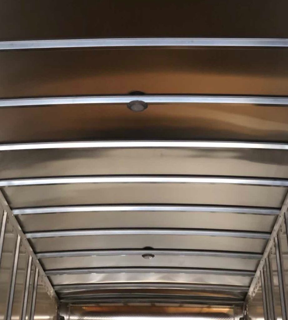 Dry Freight - Cutaway Van (16ft - FRP) - Complete Truck Bodies